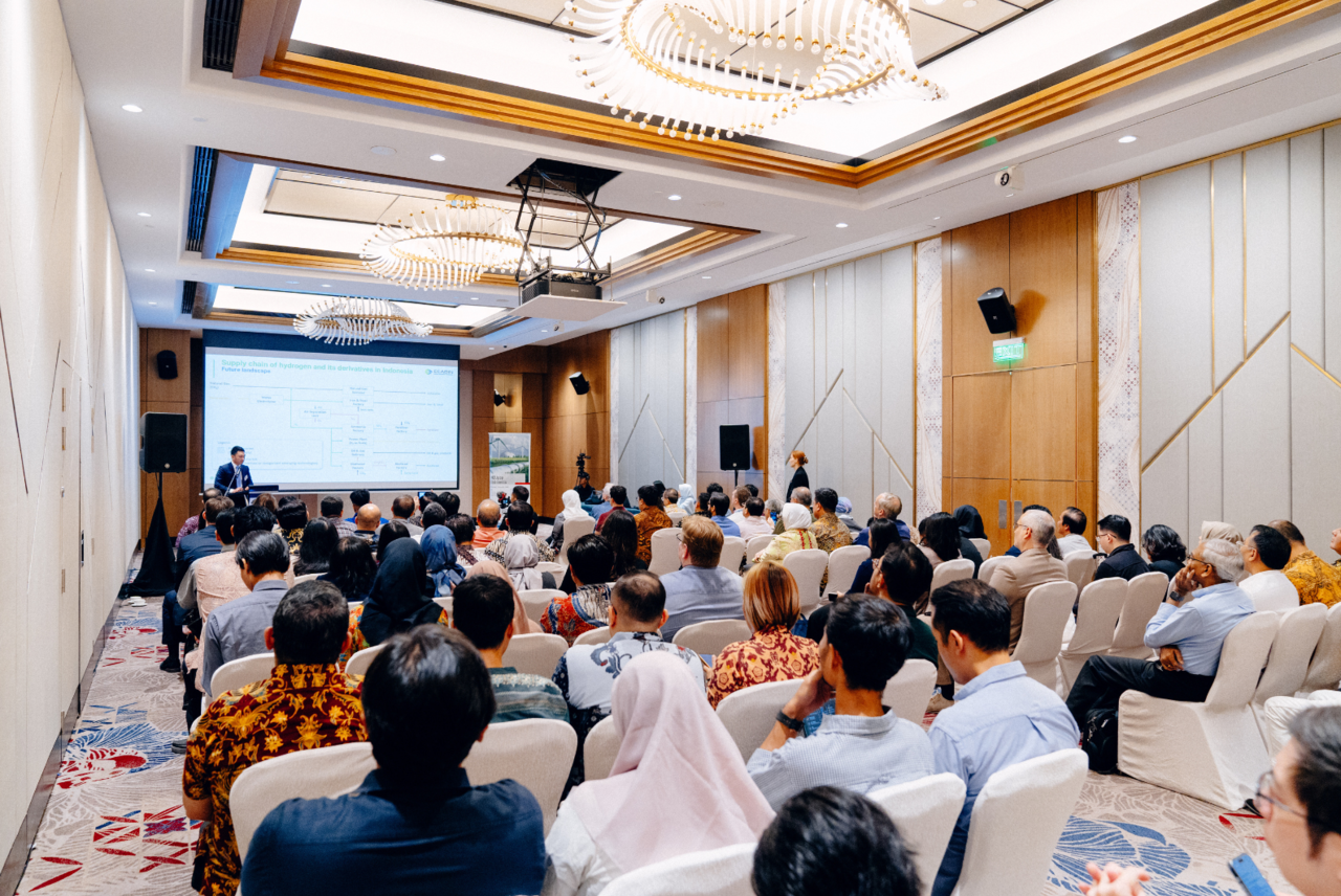 Scaling Up Green Hydrogen: How Industry and Innovation Are Driving ...